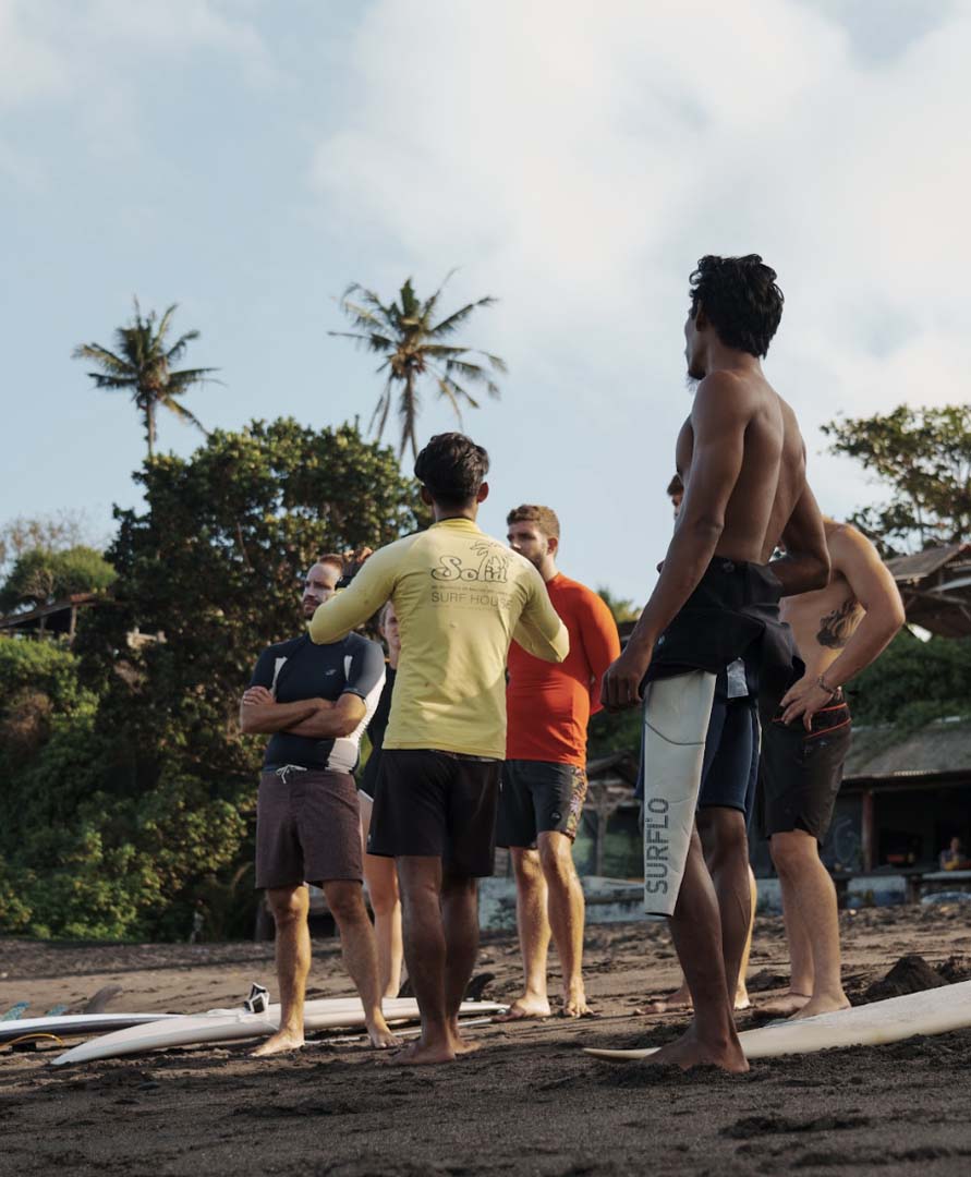 Lär dig surfa på bästa surfskolan